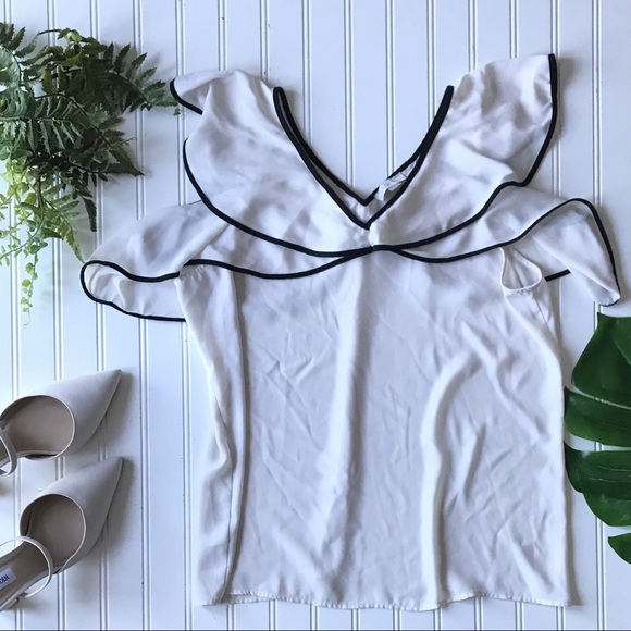 LOFT | Tops | Loft Outlet Top Black Off White Cold Shoulder | Poshmark